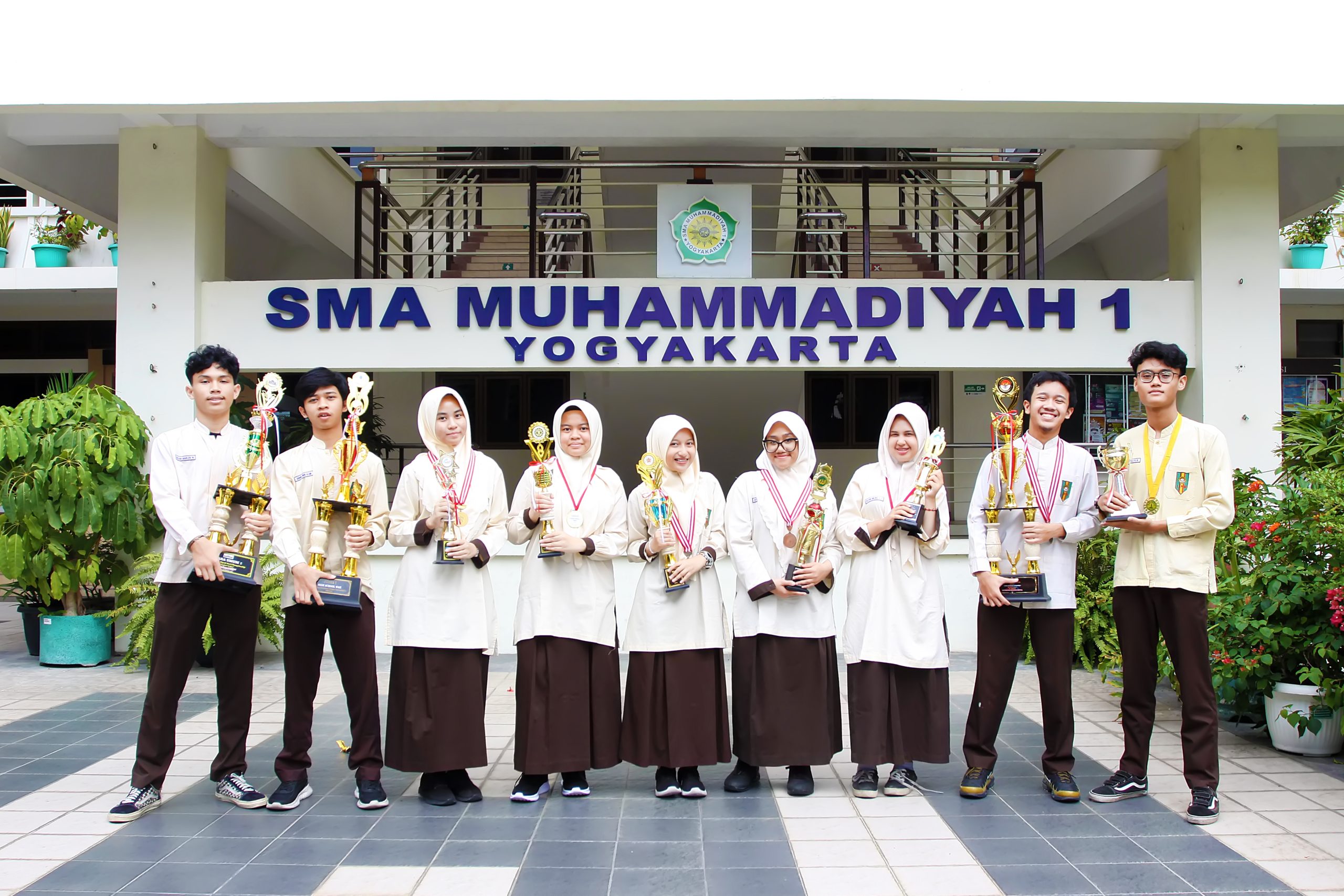 SMA Muhi Terbaik se-DIY, Raih Predikat Unggul Utama Tingkat Nasional